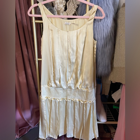 Max Studio | Dresses | Leon Max Max Studio 0 Silk Drop Waist Pleated ...